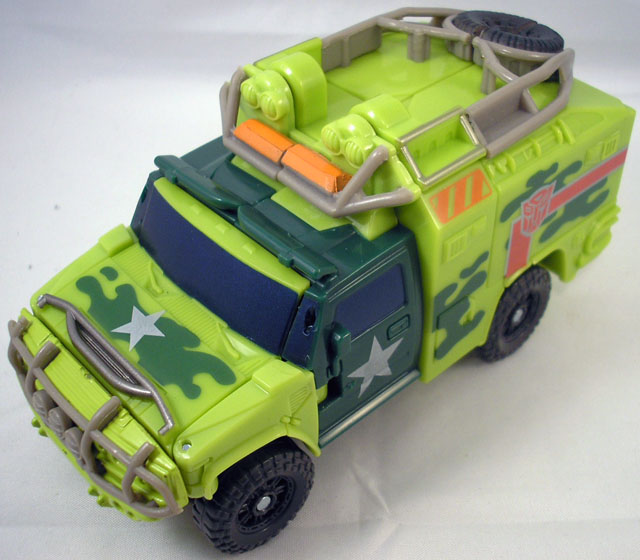 Autobot Ratchet (2009) - Autobot - www.tfu.info